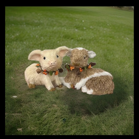 Unbranded | Other | Sisal Farmhouse Cow And Pig With Fall Wreath Set Of ...